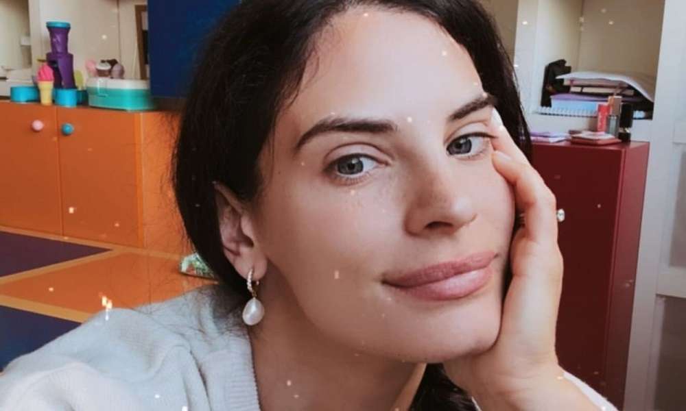 Χριστίνα Μπόμπα: Ο λόγος που απείχε από τα social media – «Δεν μπορούσα ...